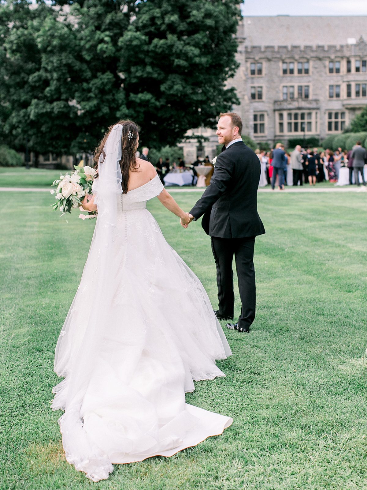 A Tented New York Wedding with Meredith & Chris | Jessa's Journal